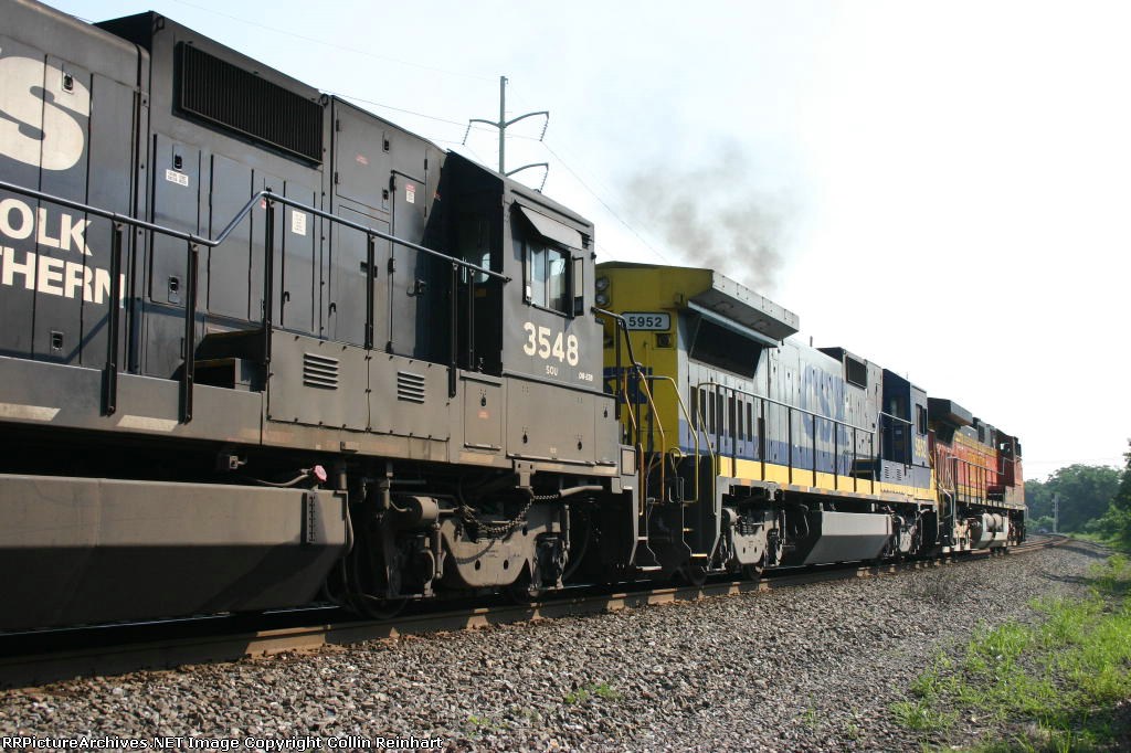 NS 3548, CSX 5952, & BNSF 4941